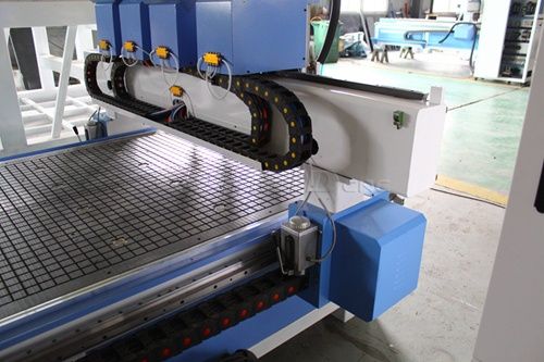 4 Heads Rotary Engraving Machine